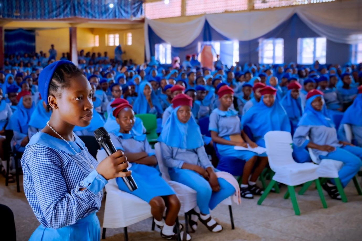 Female Executives of NNPC Ltd visits Government Girls Secondary School ...