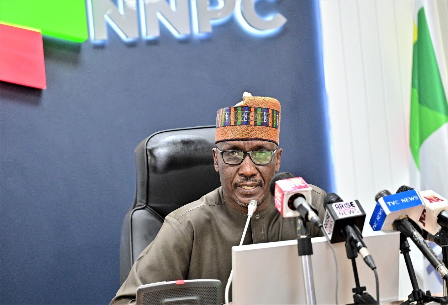 NNPC, NIPCO PARTNER TO DELIVER CNG AS ALTERNATIVE FUEL NATIONWIDE
