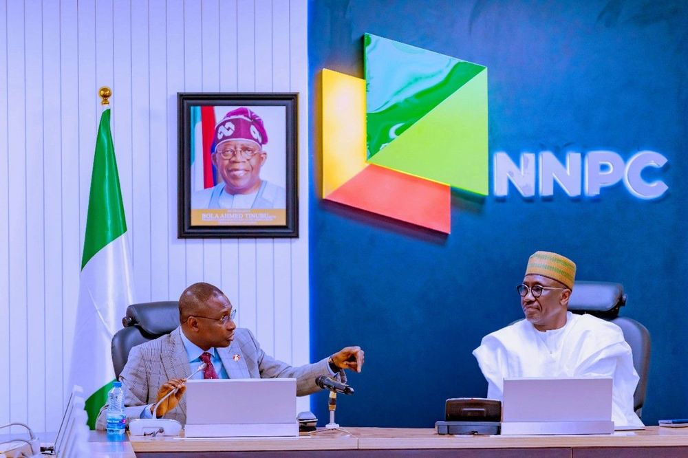 EFCC EXECUTIVE CHAIRMAN’S VISIT TO GCEO NNPC LTD & LECTURE ON BUSINESS ...