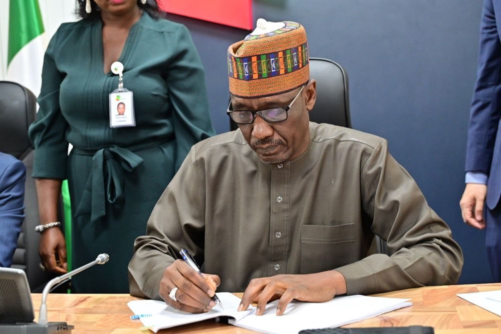 NNPC LTD, CMEC, GE SIGN AGREEMENT ON ABUJA IPP