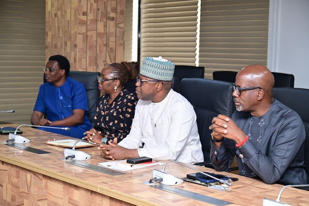 THE GOVERNOR, CENTRAL BANK OF NIGERIA PAID A COURTESY VISIT TO THE ...