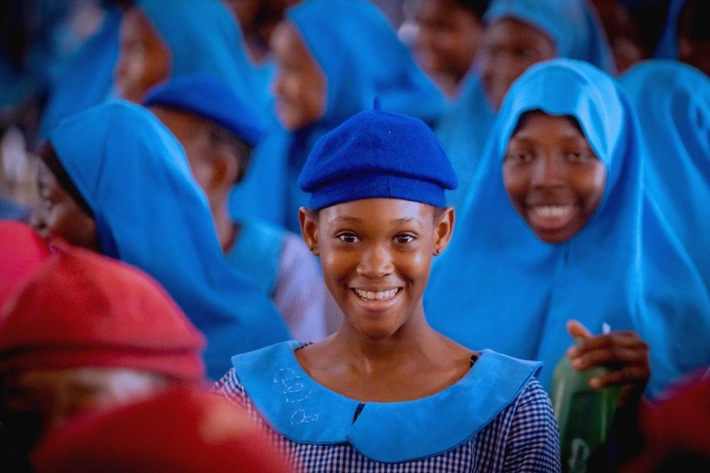 Female Executives of NNPC Ltd visits Government Girls Secondary School ...