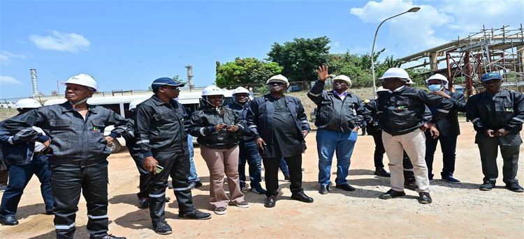 MINISTER OF STATE FOR PETROLEUM (OIL) INSPECTS KRPC QUICK-FIX PROJECT